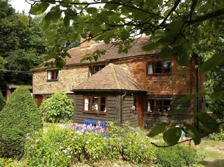 Mount House - Stay In Britain